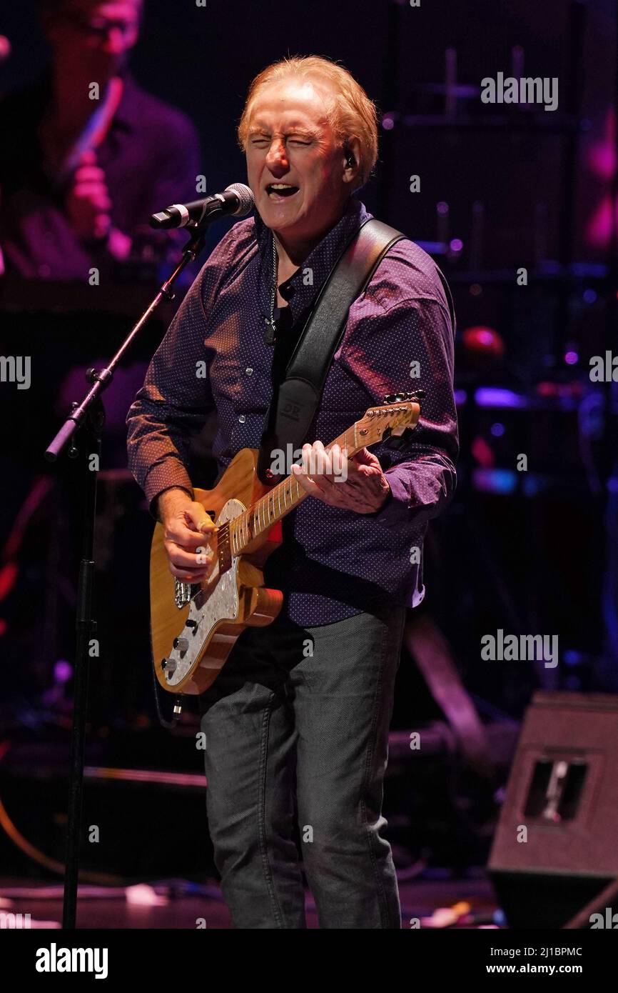 Fort Lauderdale FL, USA. 23rd Mar, 2022. Christopher Cross, Joey ...