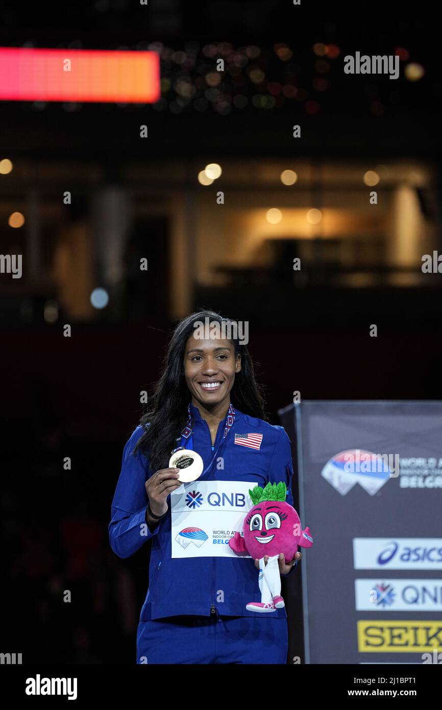 Ajee Wilson at the award ceremony with the medal at the World Indoor ...