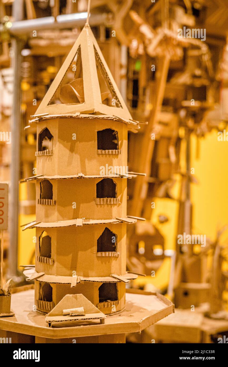 Paper tower hi-res stock photography and images - Alamy