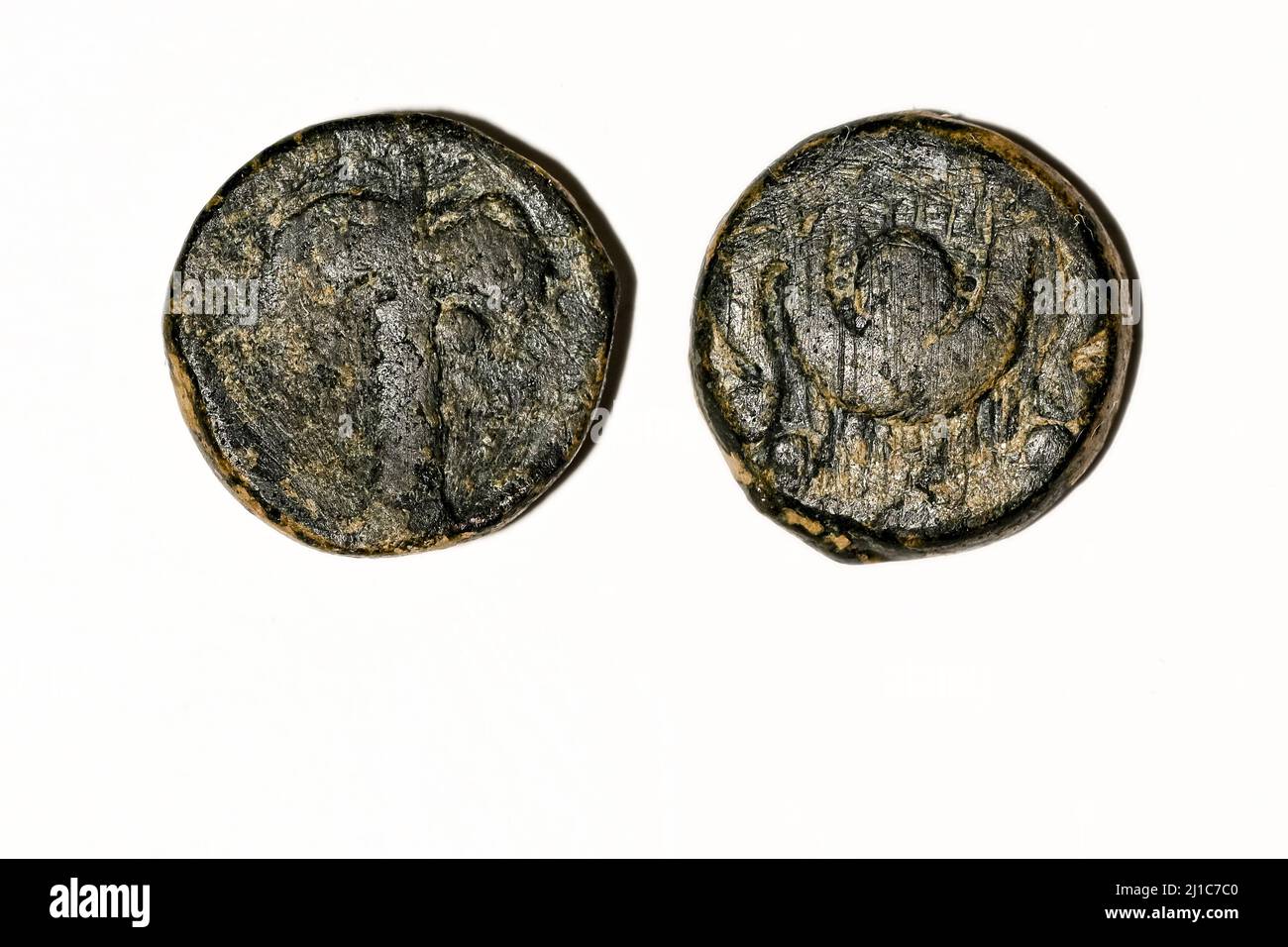 Ancient Roman bronze coin. Obverse and reverse - blank background Stock ...