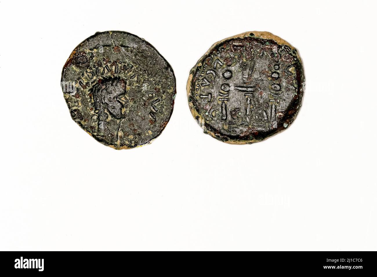 Ancient Roman bronze coin. Obverse and reverse - blank background Stock ...