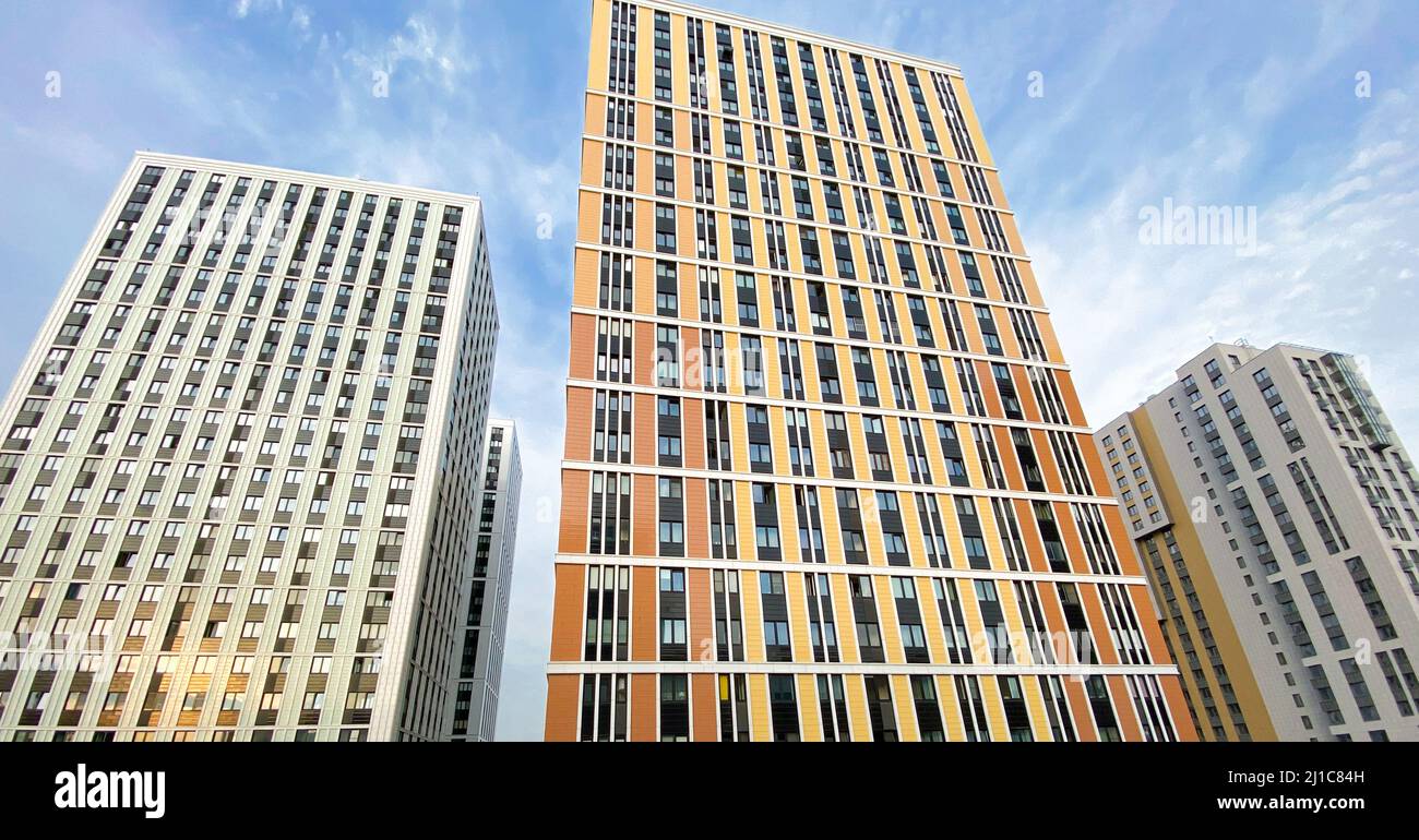 Apartments apartment block moscow hi-res stock photography and images ...