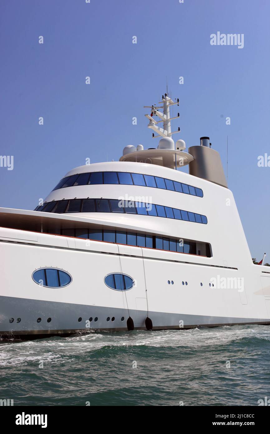 The yacht of the businessman and billionaire Russian Andrey Melnichenko ...