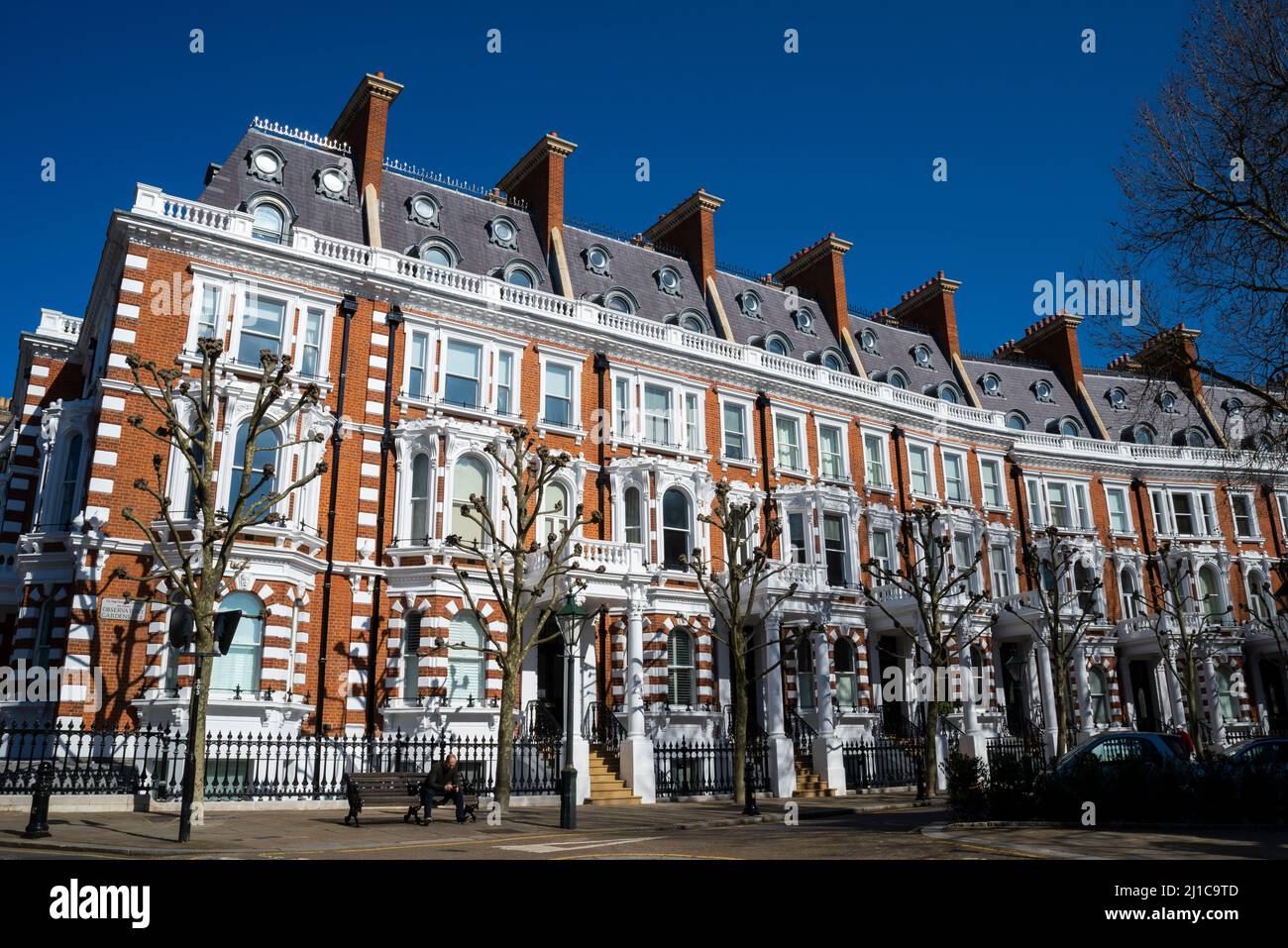 Observatory Gardens, in the Royal Borough of Kensington and Chelsea, in ...