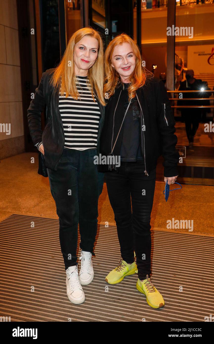 Berlin, Germany. 24th Mar, 2022. Anna Loos (l) and Inga Humpe arrive at ...