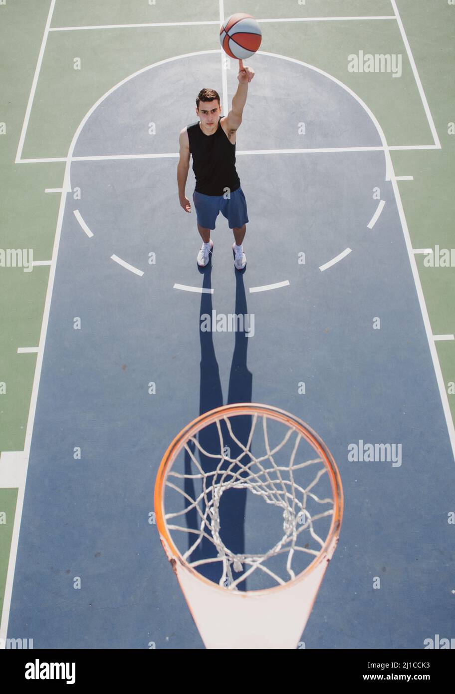 Balancing outdoor shot hi-res stock photography and images - Alamy