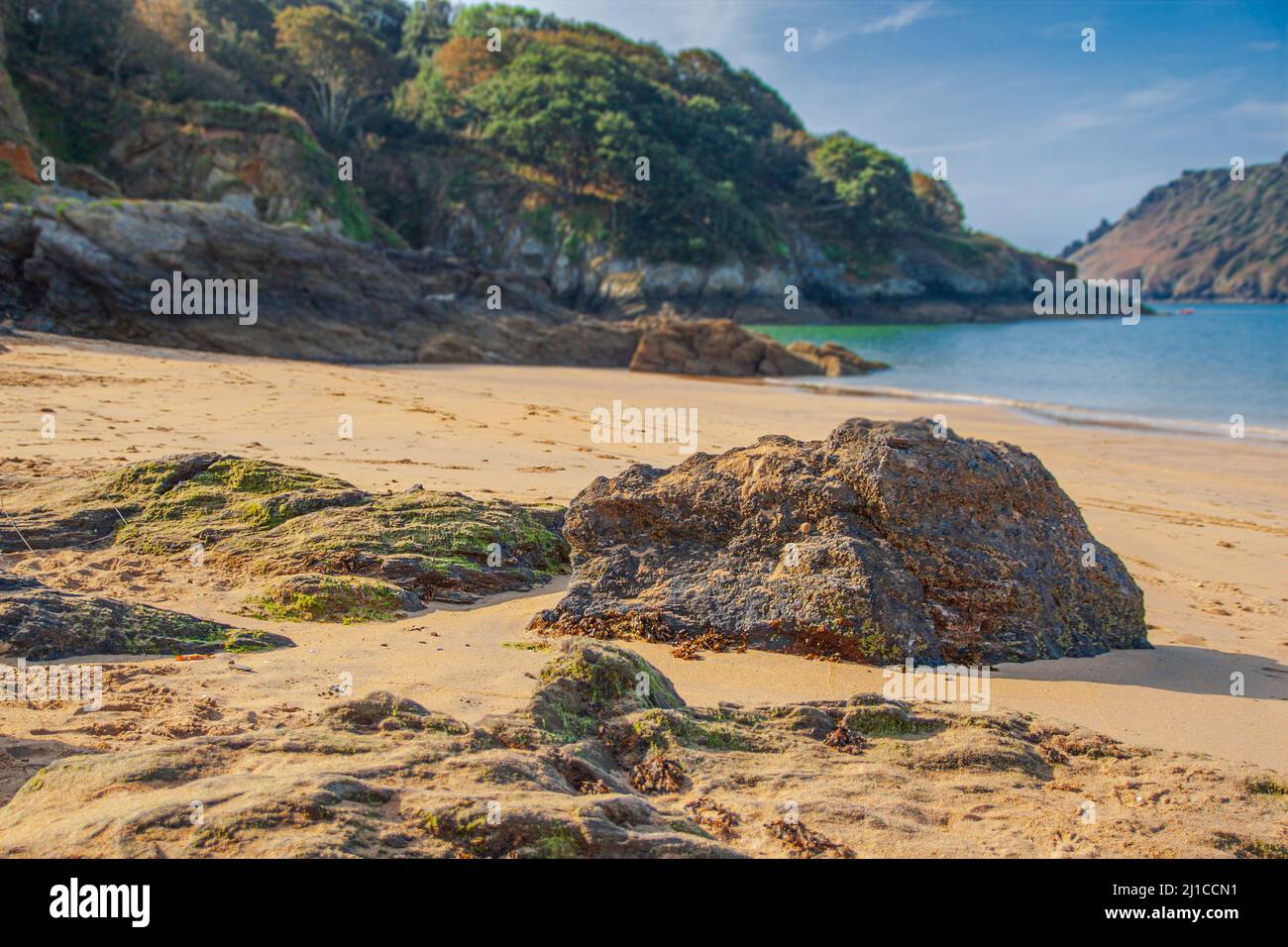 A natural landscape of the Sunny Cove beach in Salcombe, UK Stock Photo ...