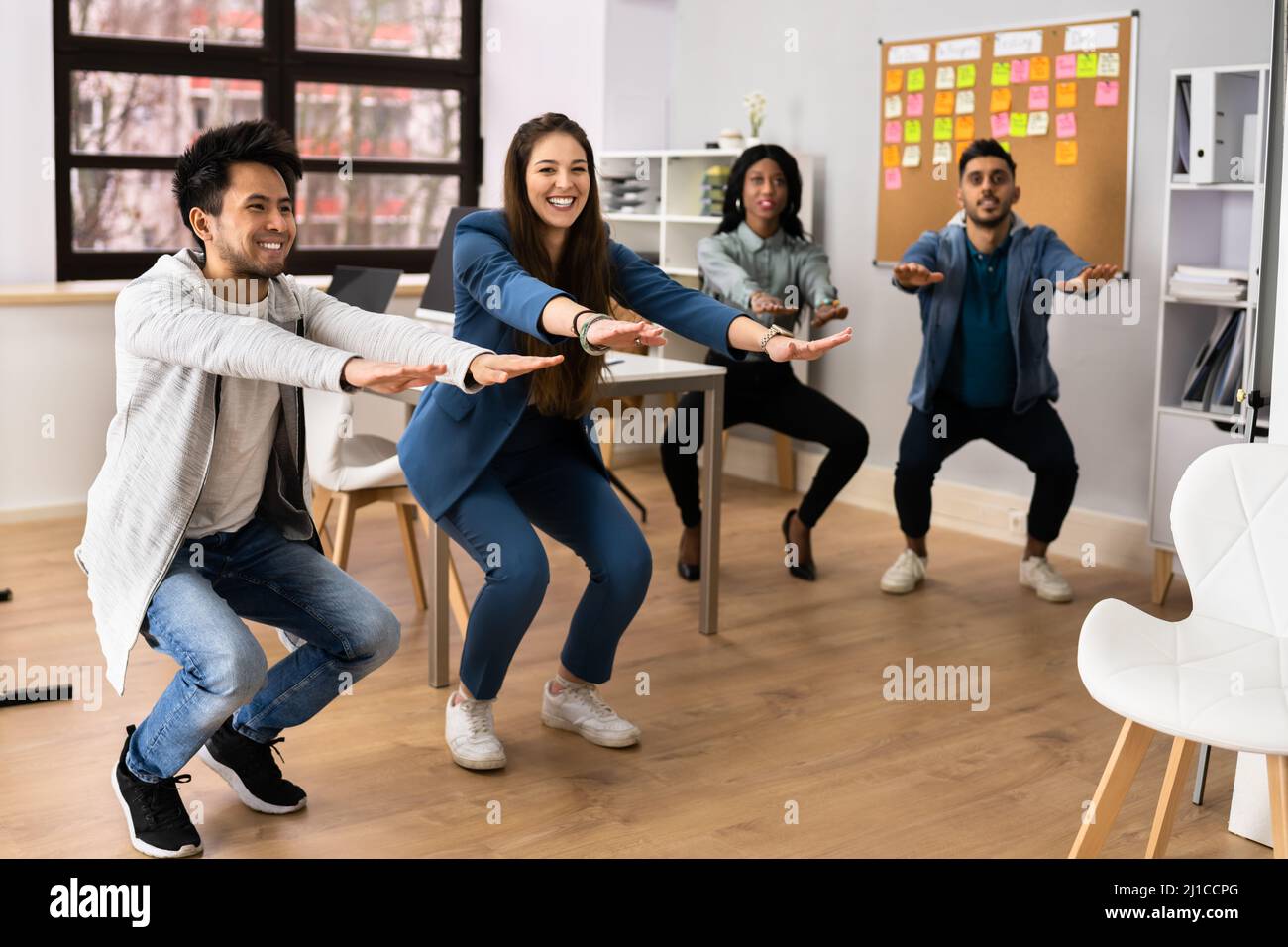 Sit up exercise hi-res stock photography and images - Alamy