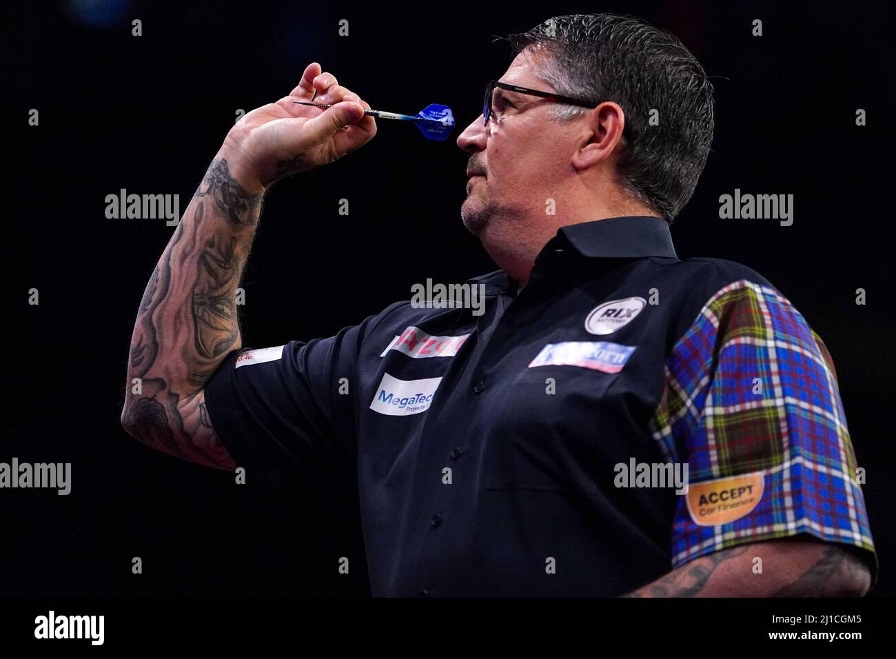 ROTTERDAM, NETHERLANDS - MARCH 24: Gary Anderson of Scotland competes ...