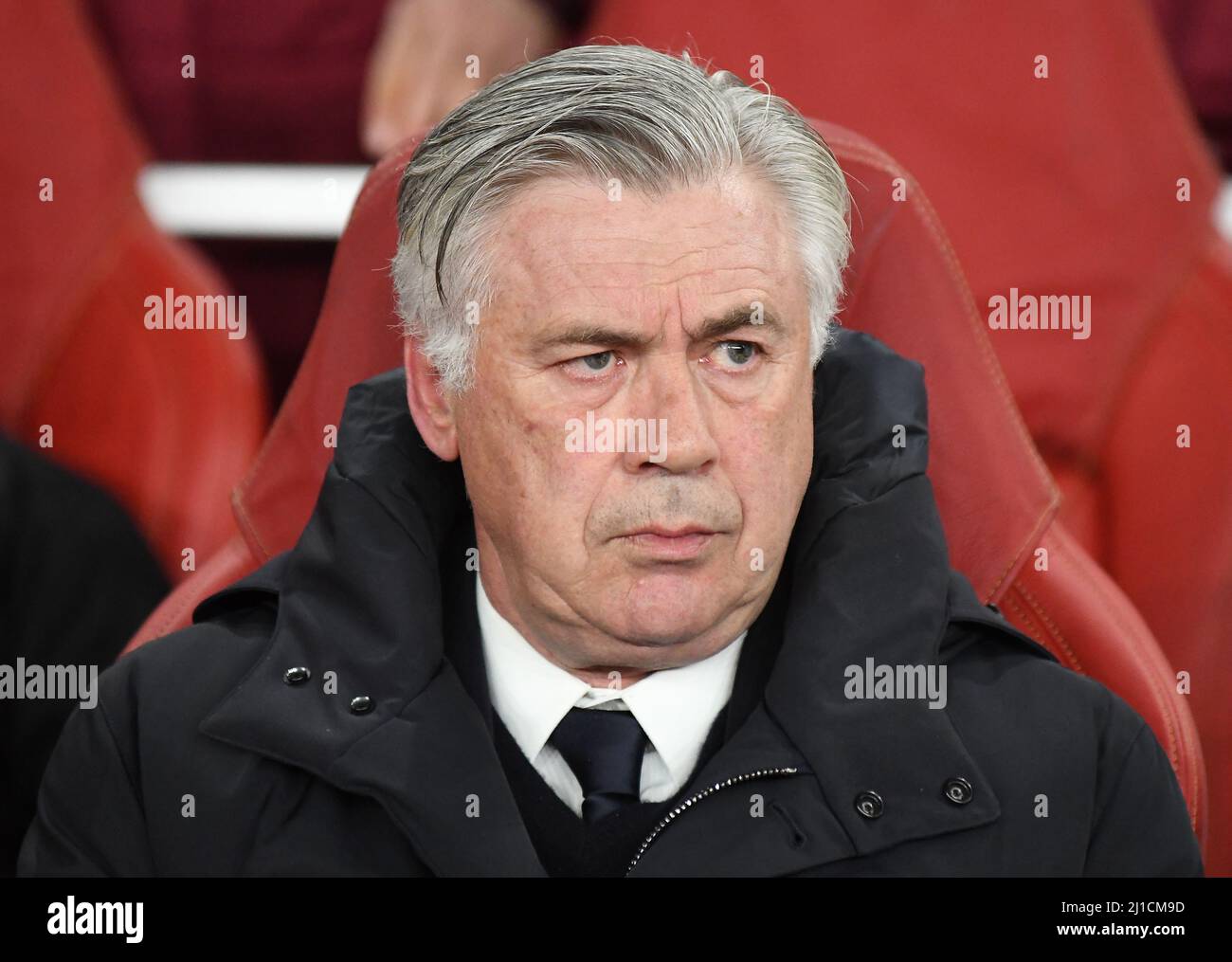 Fc bayern coach hi-res stock photography and images - Alamy