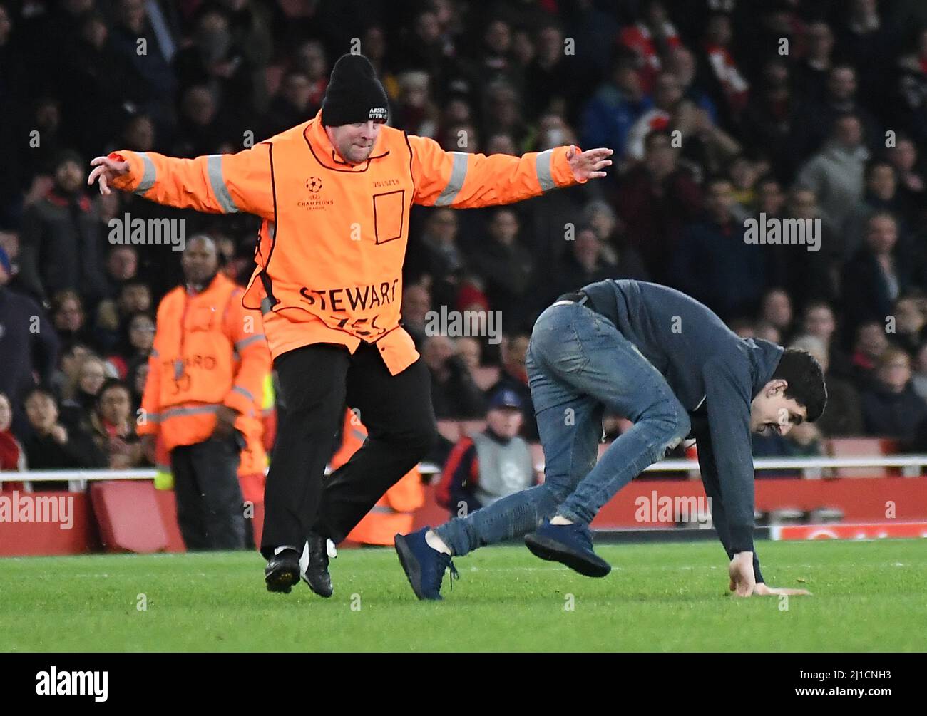Football pitch invasion hi-res stock photography and images - Alamy