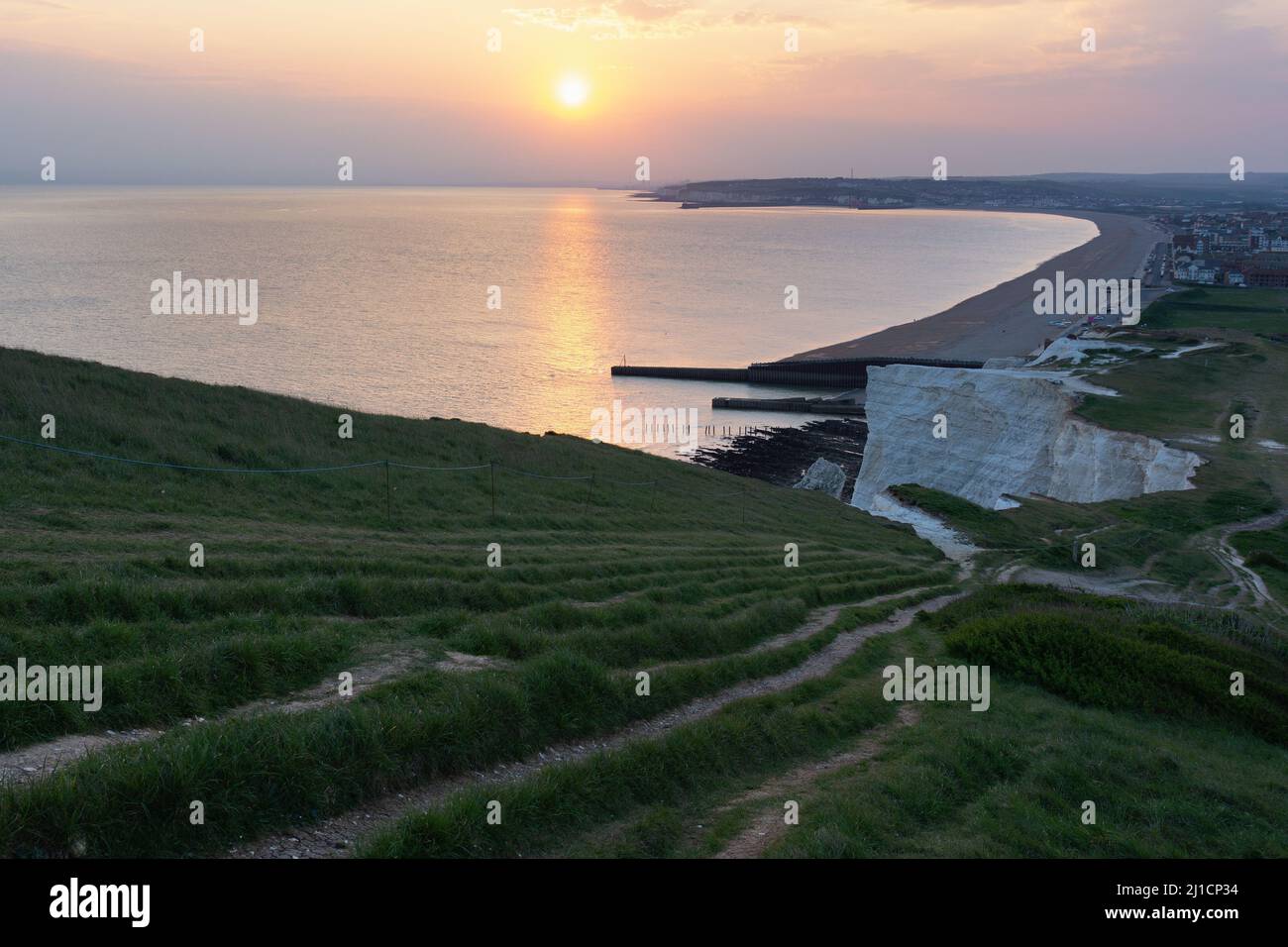 Seaford sea and coastline at sunset hi-res stock photography and images ...