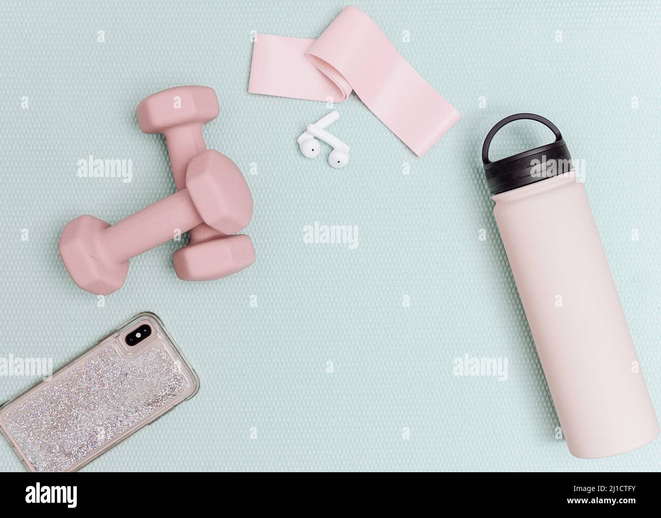 Fitness flat lay concept Stock Photo - Alamy