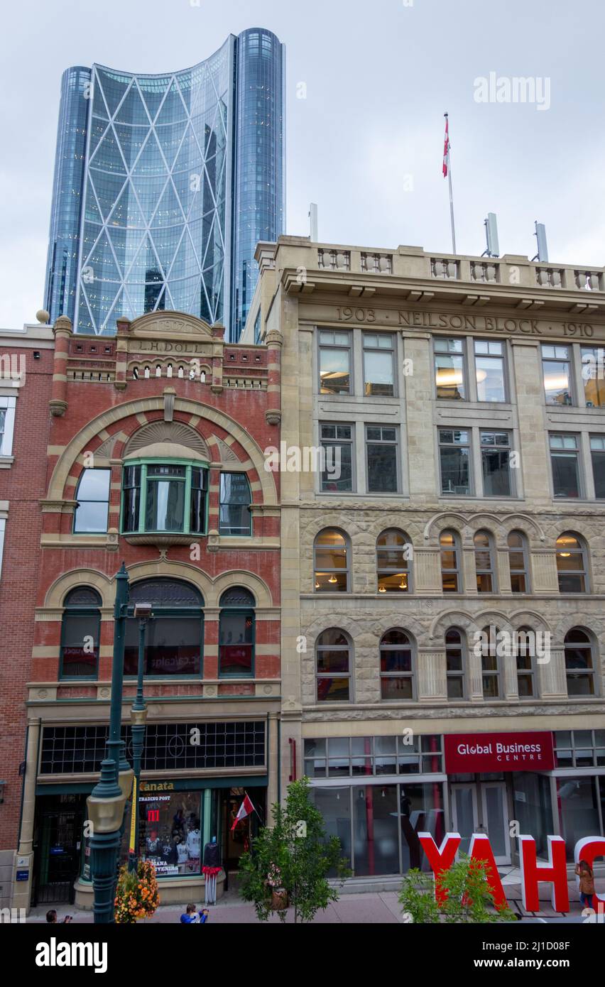 8th avenue mall hi-res stock photography and images - Alamy