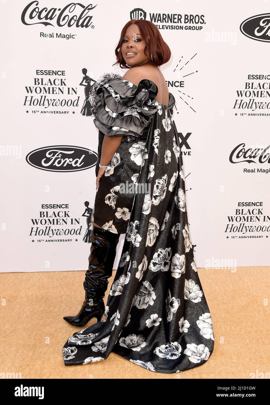 Amber Riley walking on the red carpet at Essence 15th Annual Black ...