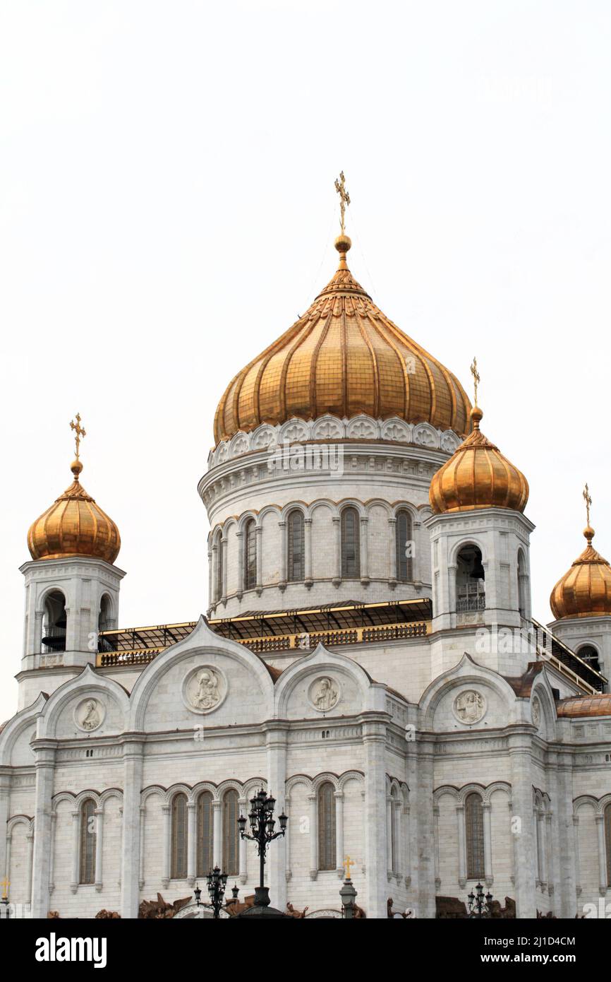 The white russian orthodox church in Moscow Stock Photo - Alamy