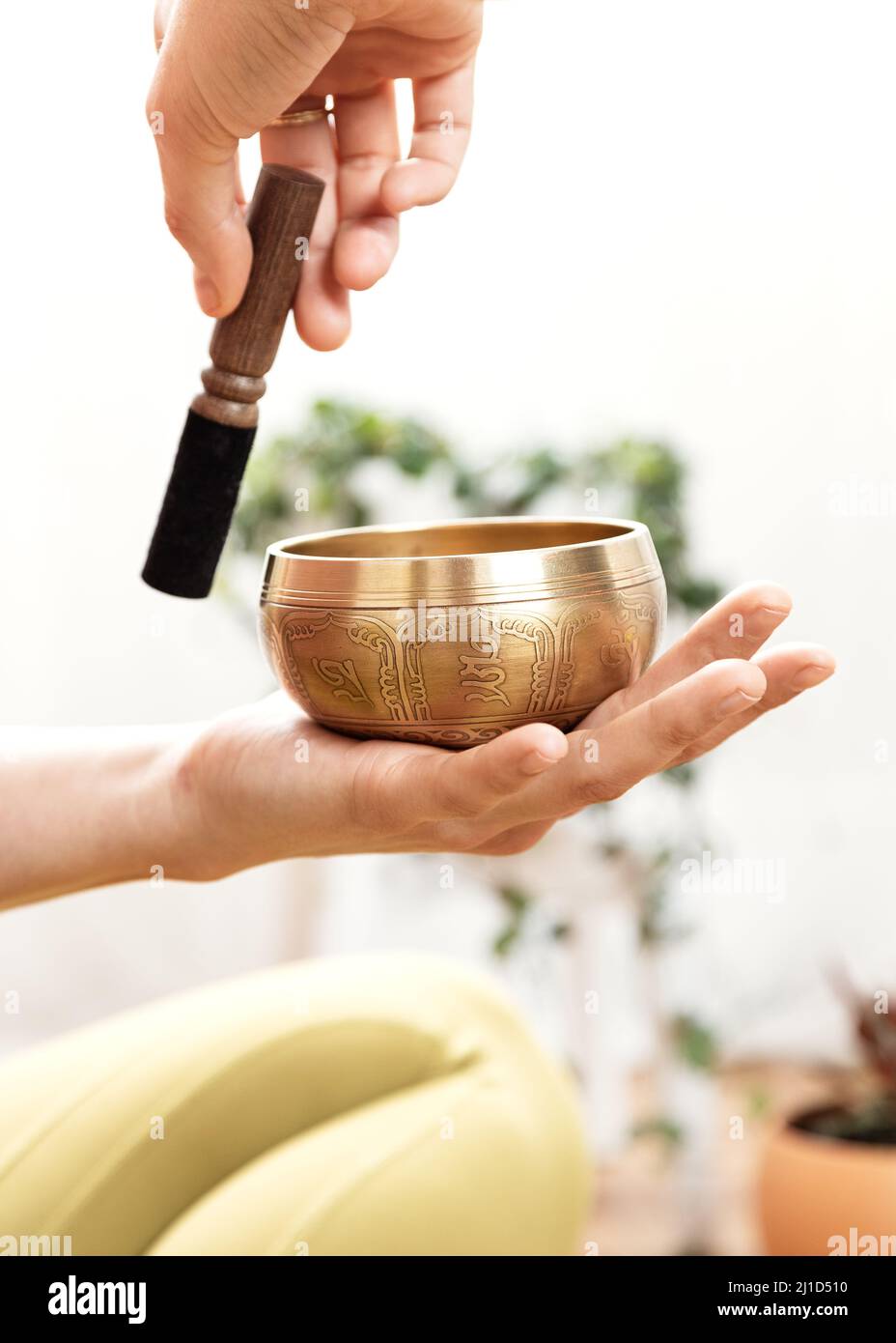 Sound Bath Meditation Stock Photo - Alamy
