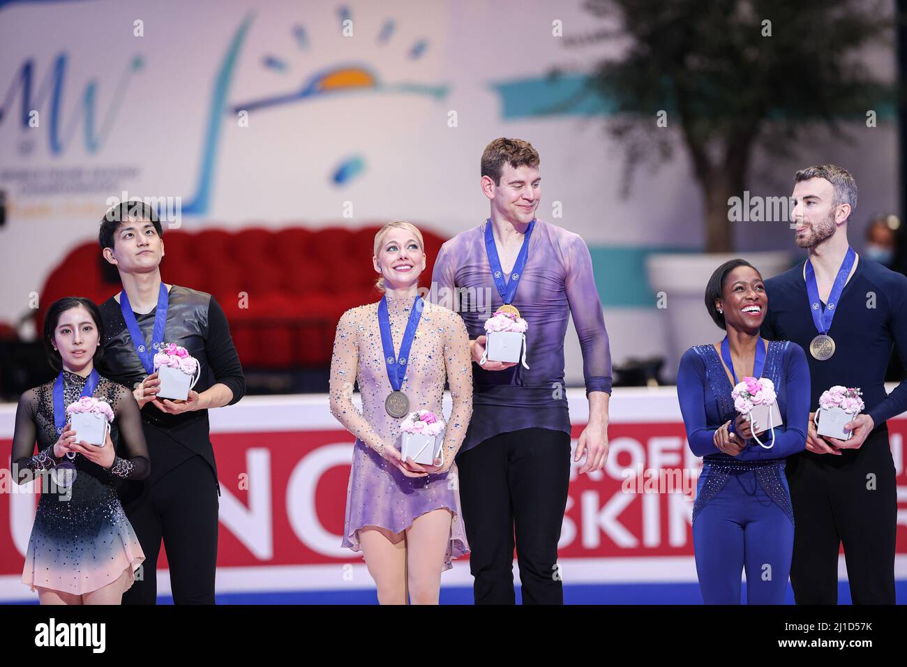 Pairs Awards, Alexa KNIERIM & Brandon FRAZIER (USA), first place, Riku ...