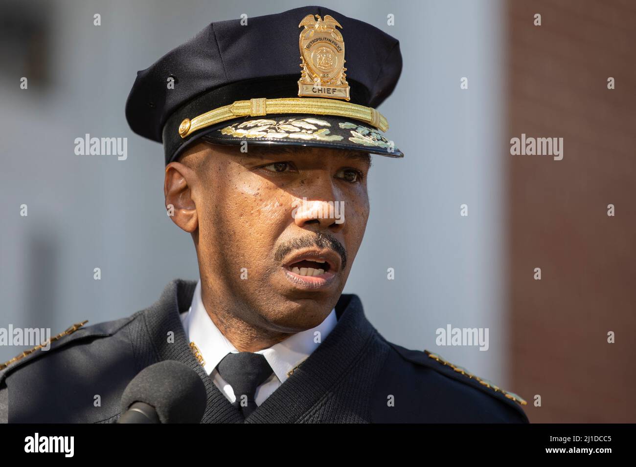 Dc police chief robert j contee iii hi-res stock photography and images ...