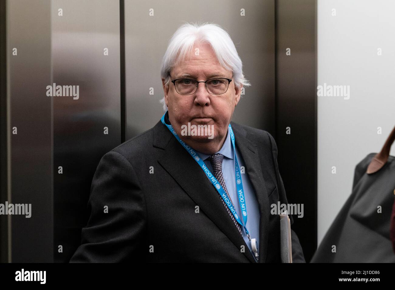 Humanitarian coordination hi-res stock photography and images - Alamy