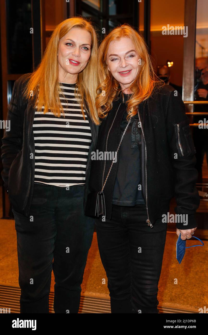 Berlin, Germany. 24th Mar, 2022. Anna Loos (l) and Inga Humpe arrive at ...