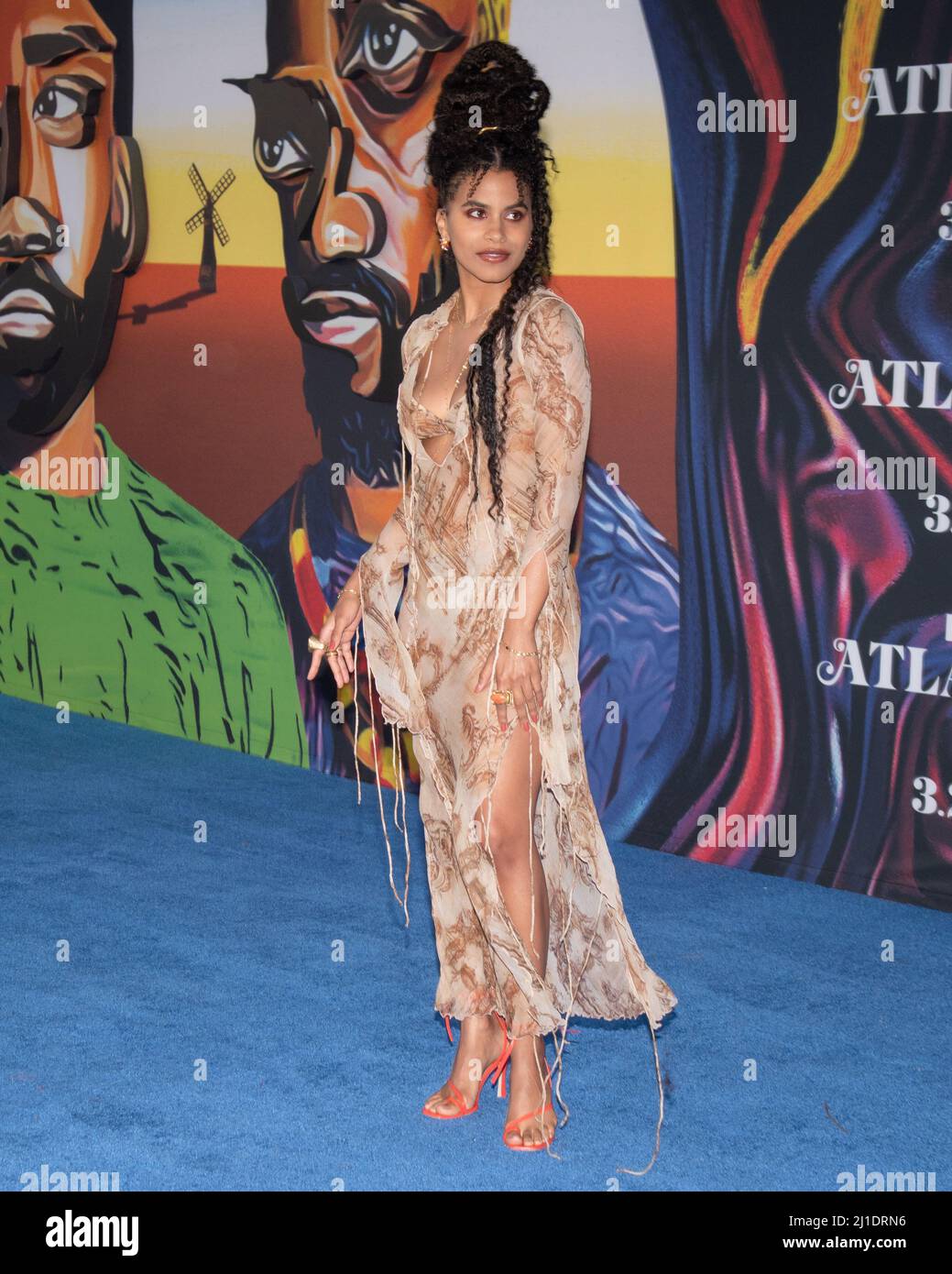 Atlanta zazie beetz hi-res stock photography and images - Alamy