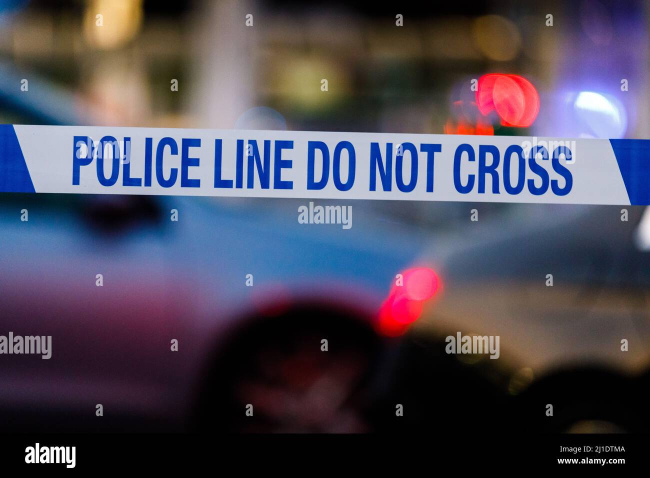 Police cordon london hi-res stock photography and images - Alamy