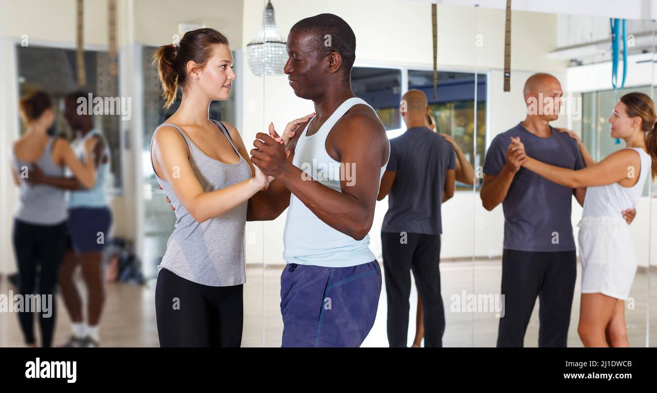 Young man woman dancing slow hi-res stock photography and images - Alamy