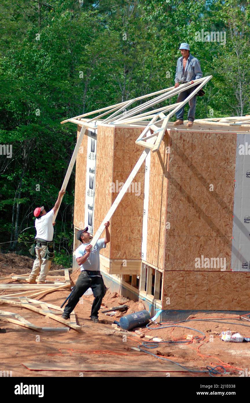 Stick built steel framing hi-res stock photography and images - Alamy