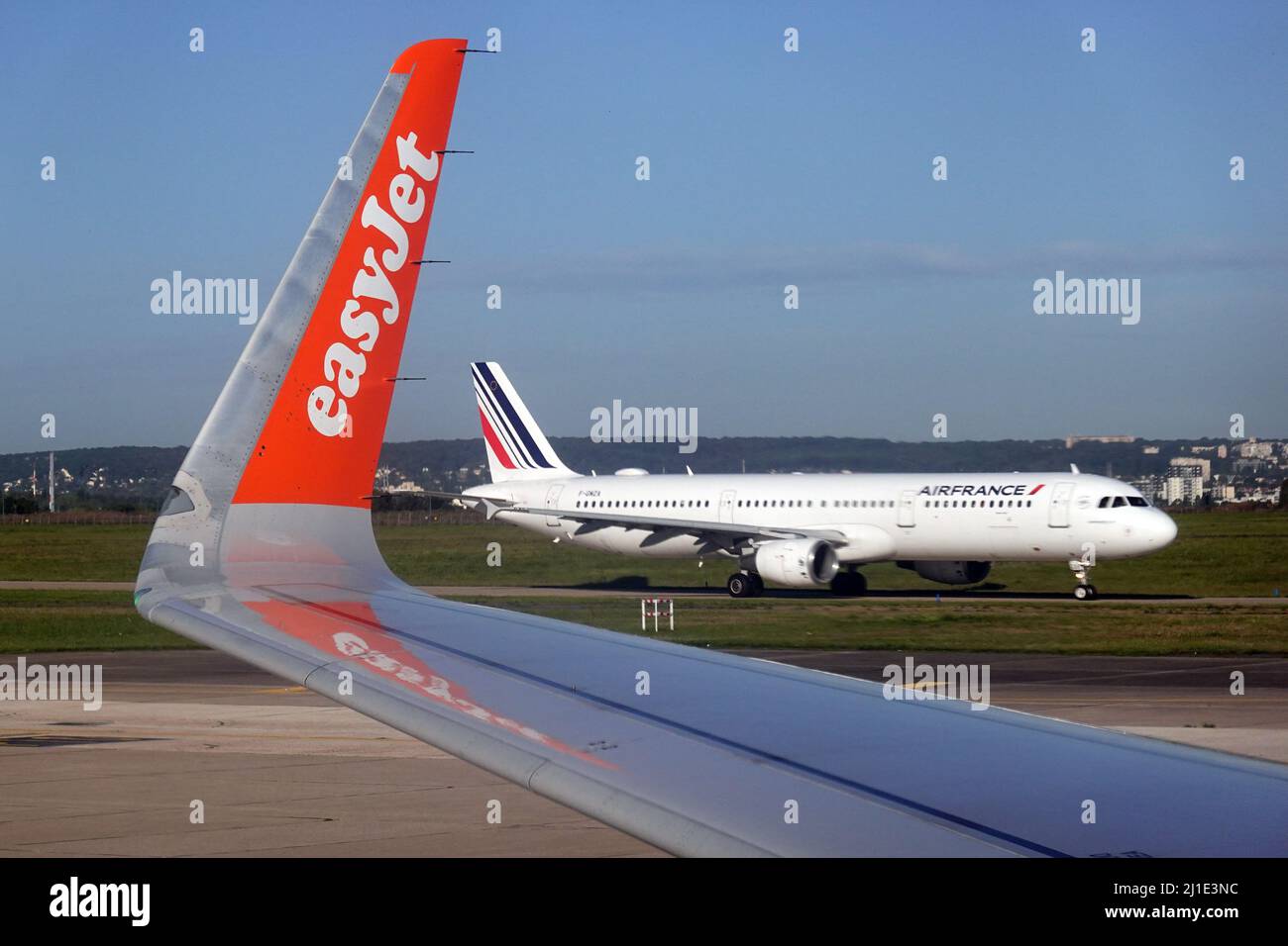04.10.2021, France, , Paris - Air France aircraft and winglet with ...