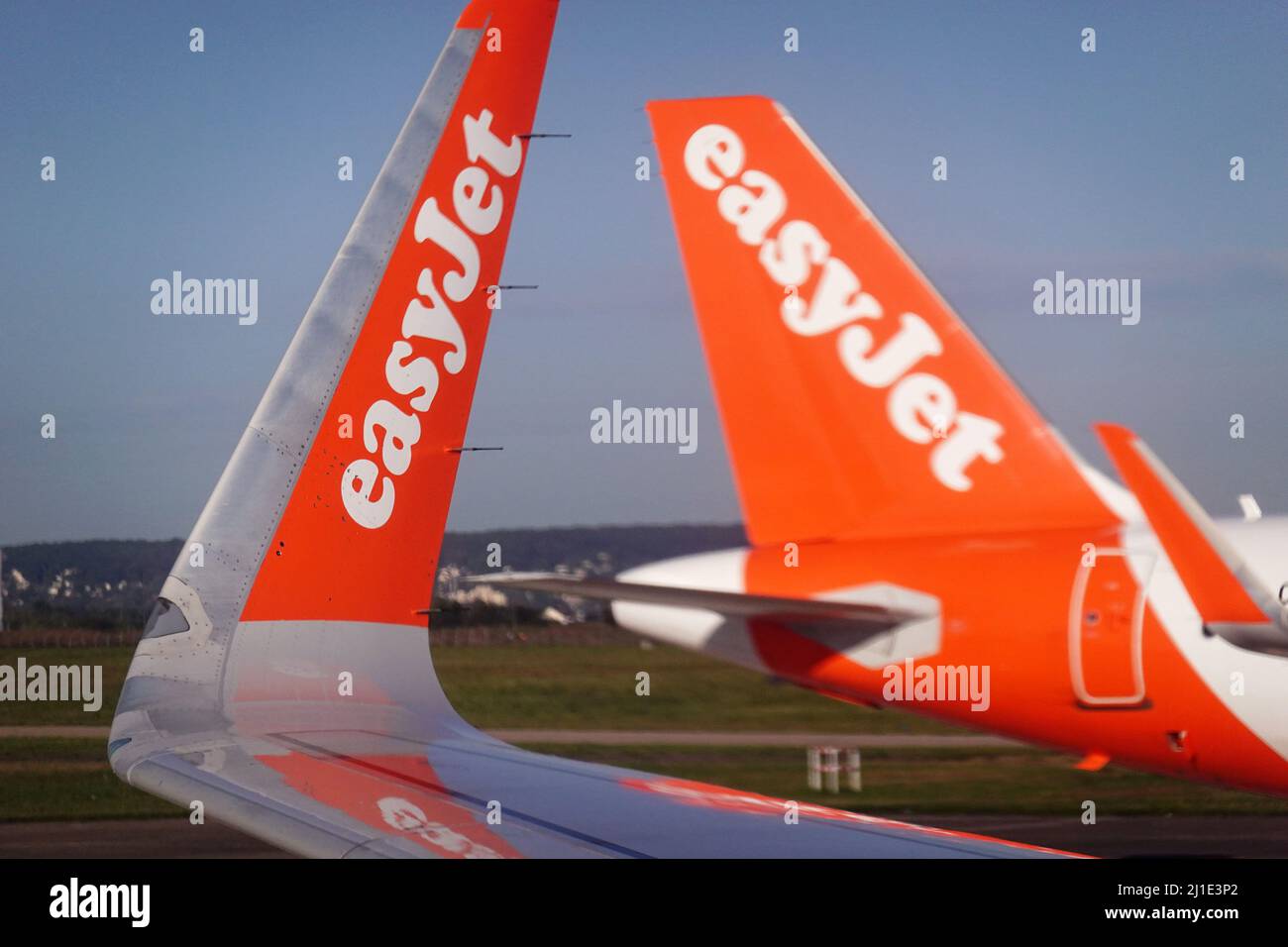 Airplane horizontal stabilizer hi-res stock photography and images - Alamy