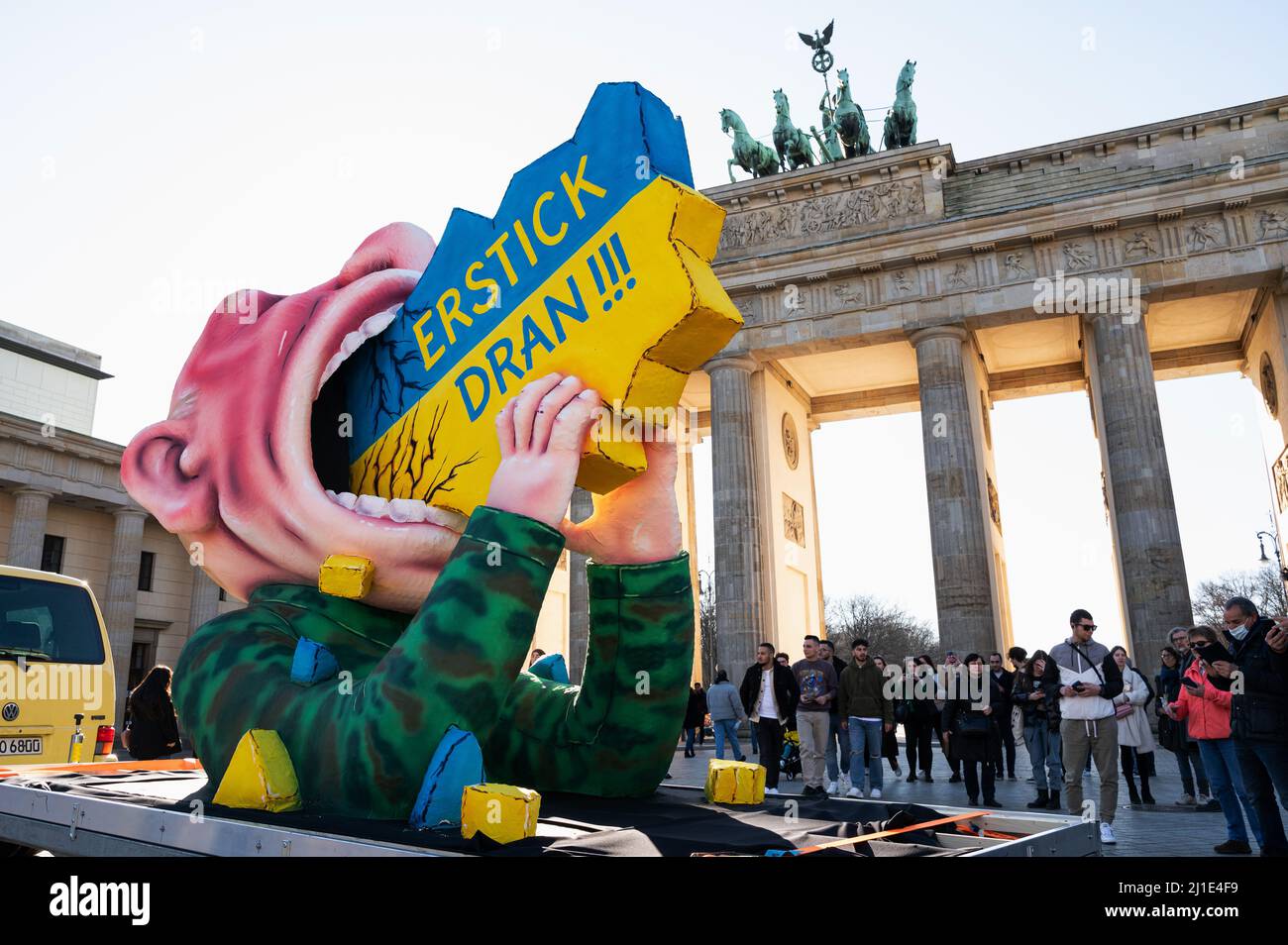 12.03.2022, Germany, , Berlin - A carnival float by sculptor and float ...
