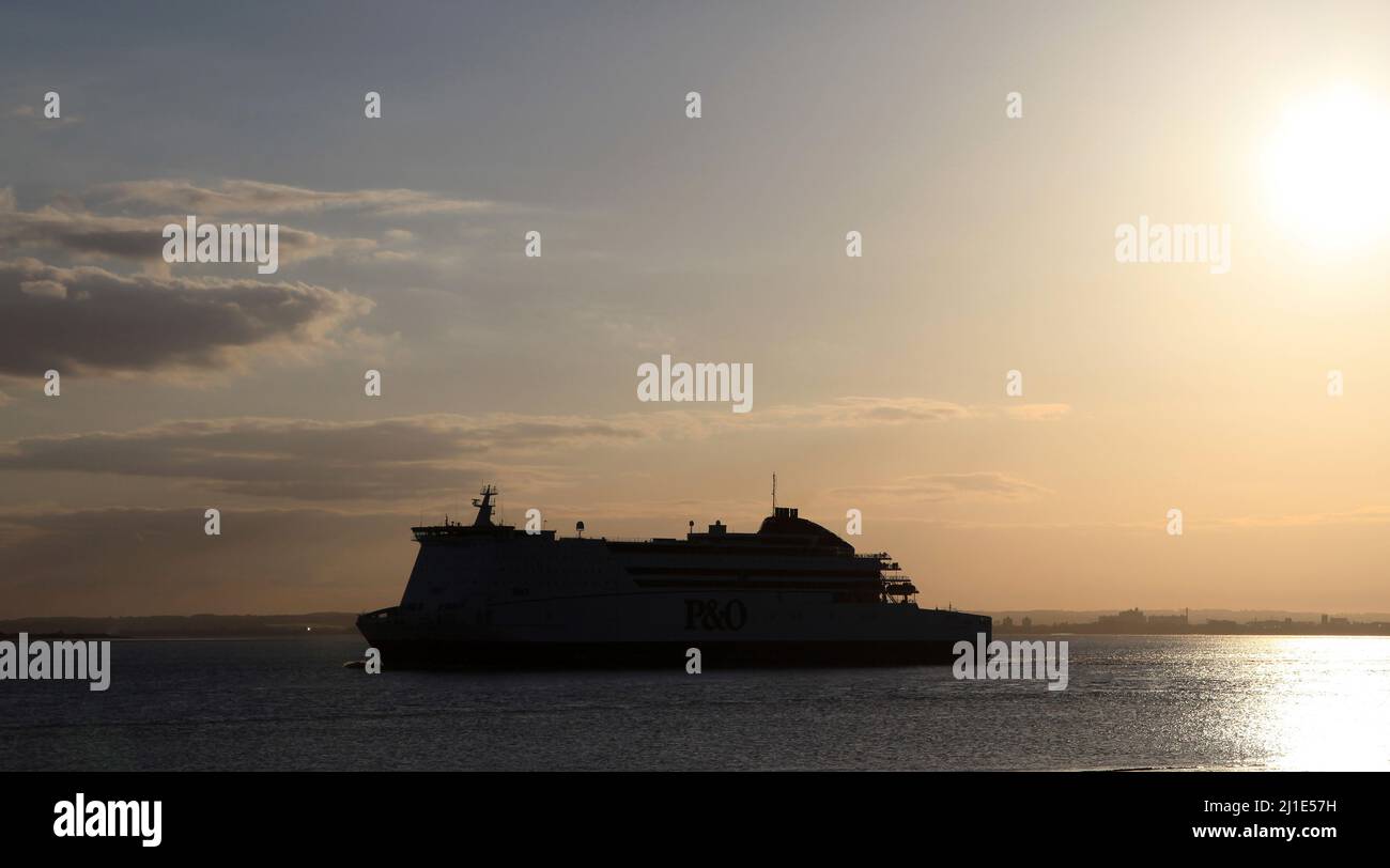 Suspended ferry hi-res stock photography and images - Alamy