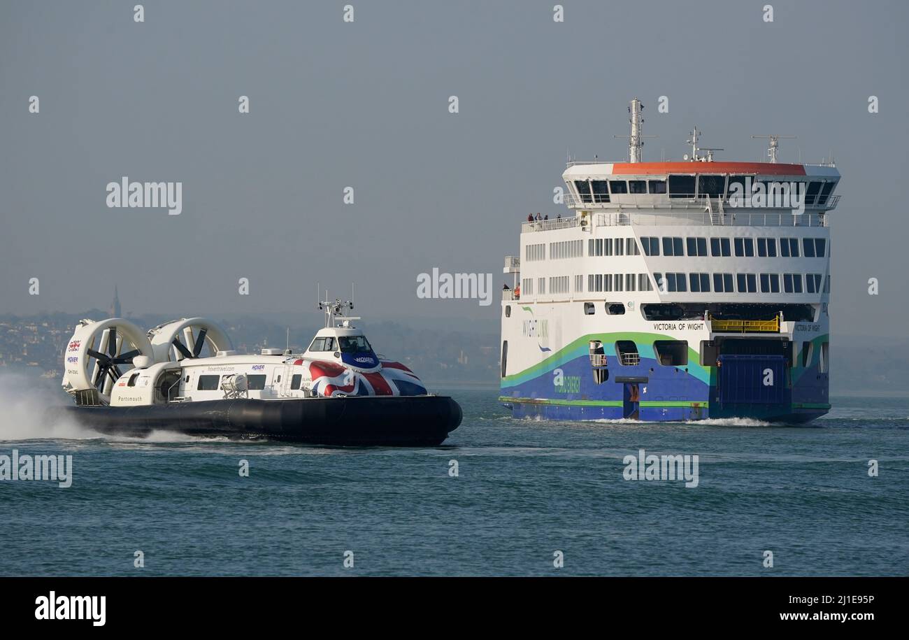 Island flyer hover craft hi-res stock photography and images - Alamy