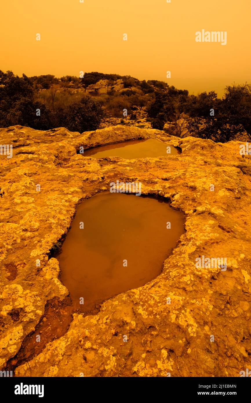 Saharan air hi-res stock photography and images - Alamy