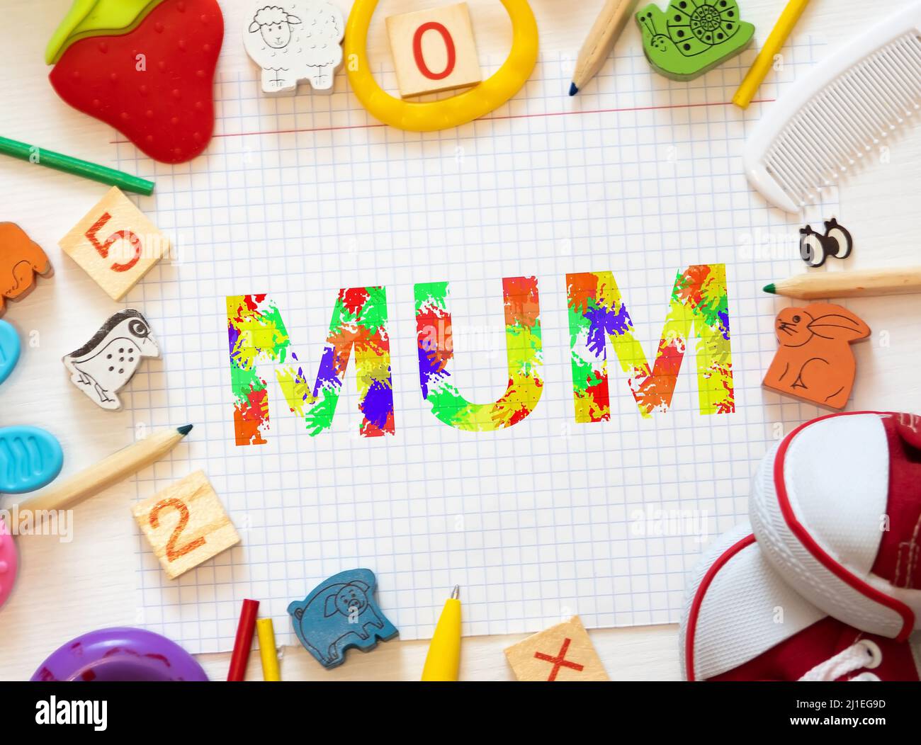 word text mum with space background mother's day concept Stock Photo ...