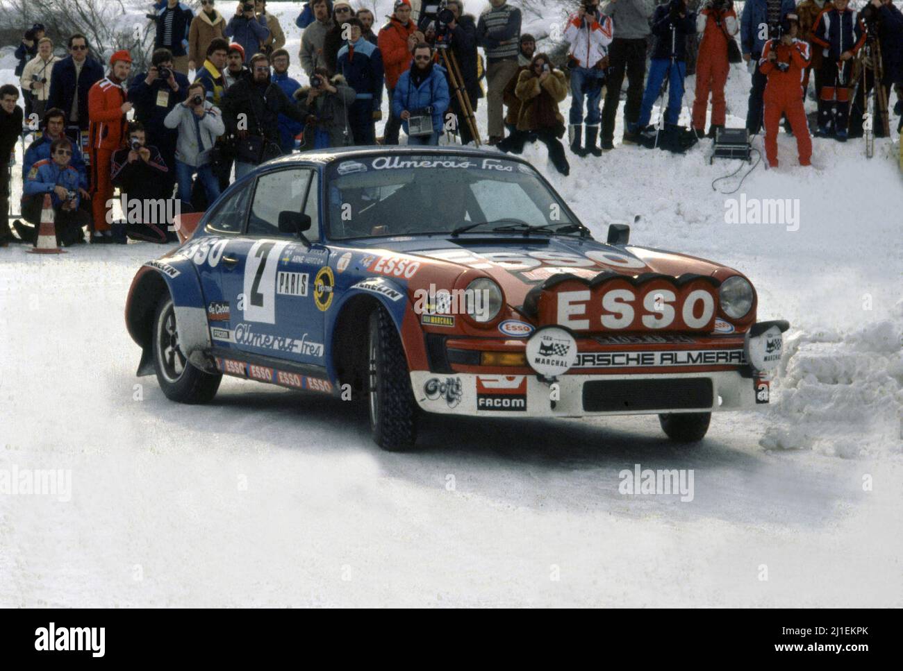 Hannu Mikkola (FIN) Arne Hertz (SWE) Porsche Carrera Gr4 Esso Almeras ...