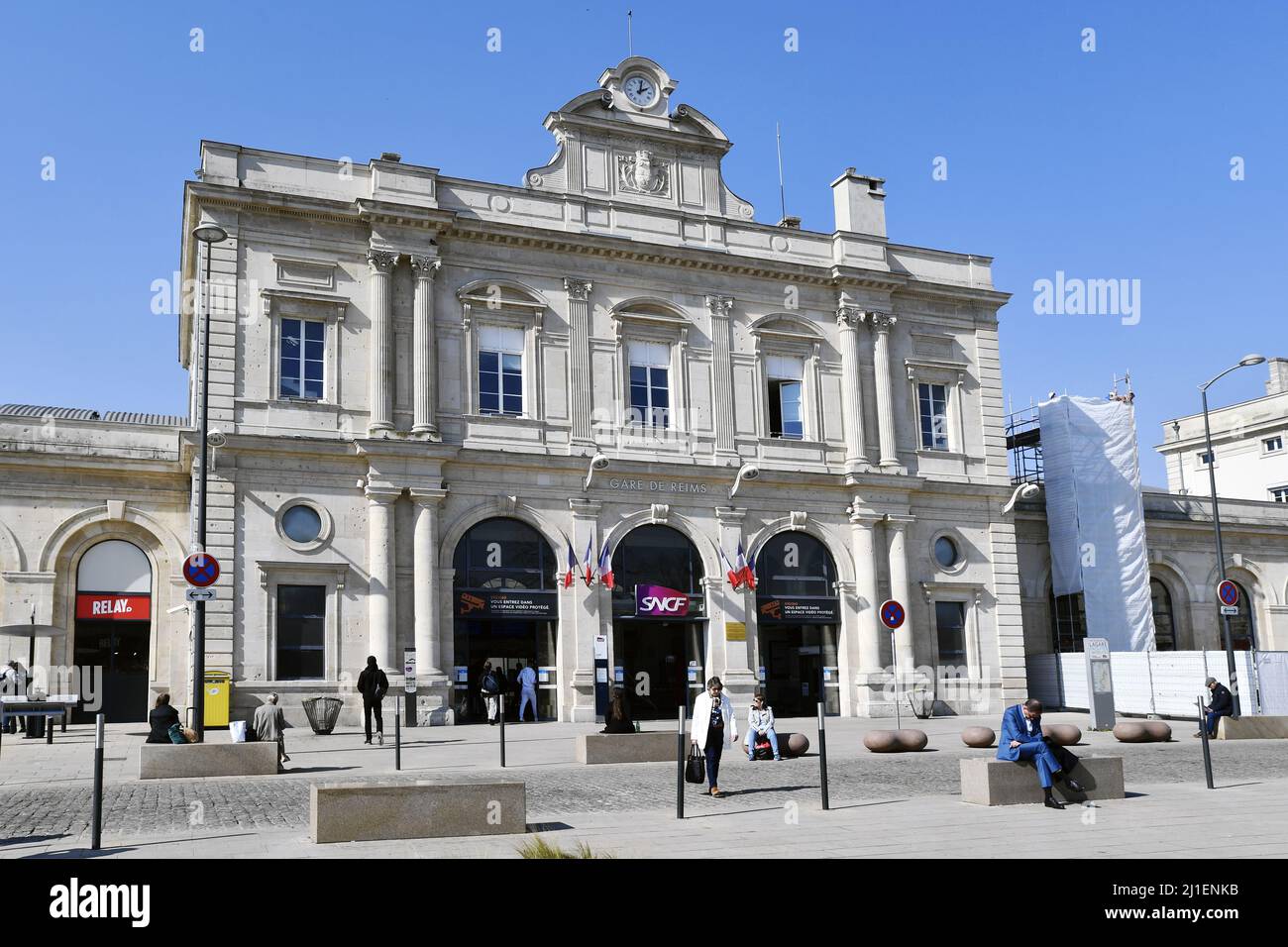 Sncf train station front building france hi-res stock photography and ...