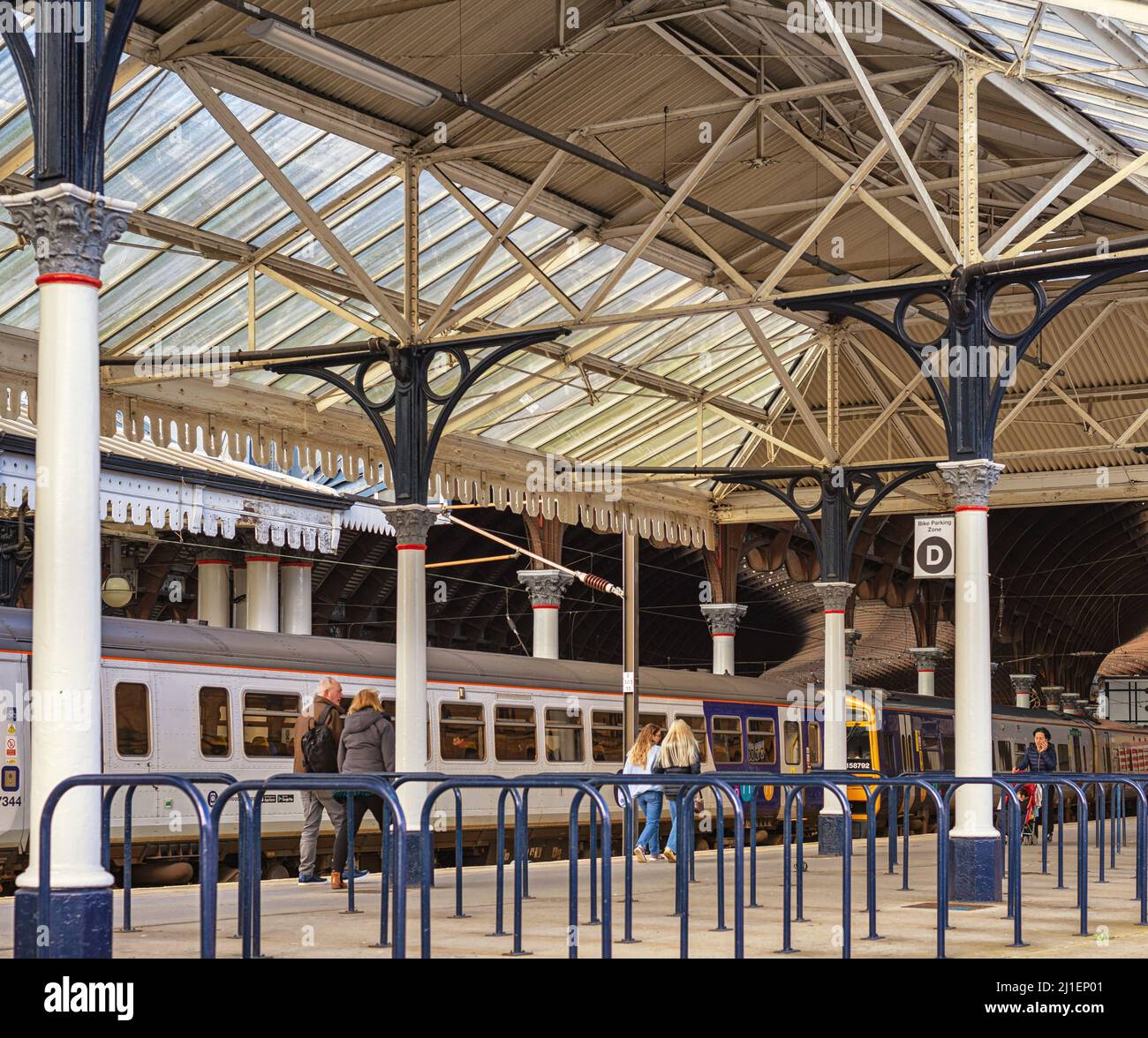 Railroad racks hi-res stock photography and images - Alamy