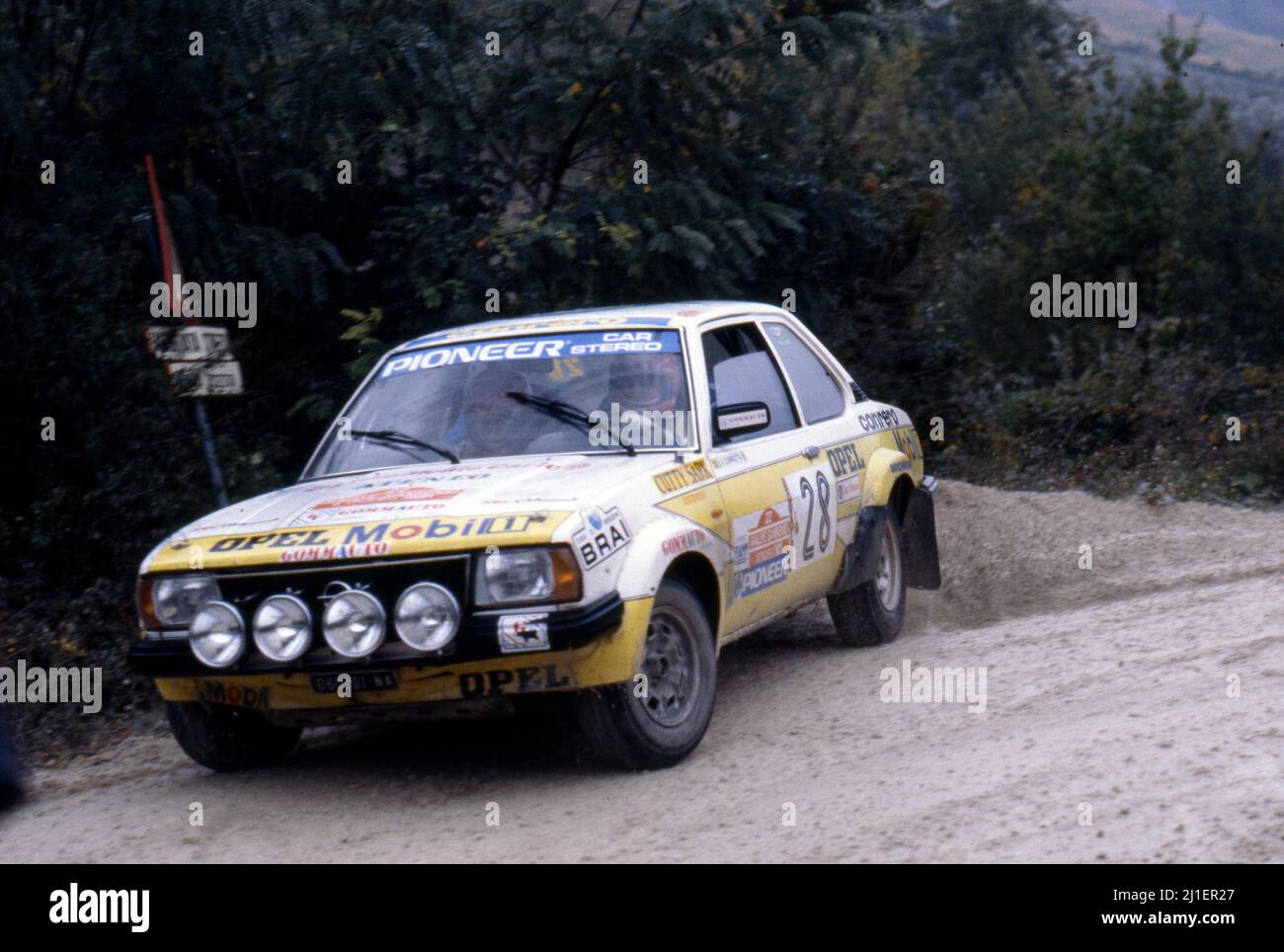 Alberto Carrotta (ITA) Ornella Amara (ITA) Opel Ascona Gr2 Ateneo ...