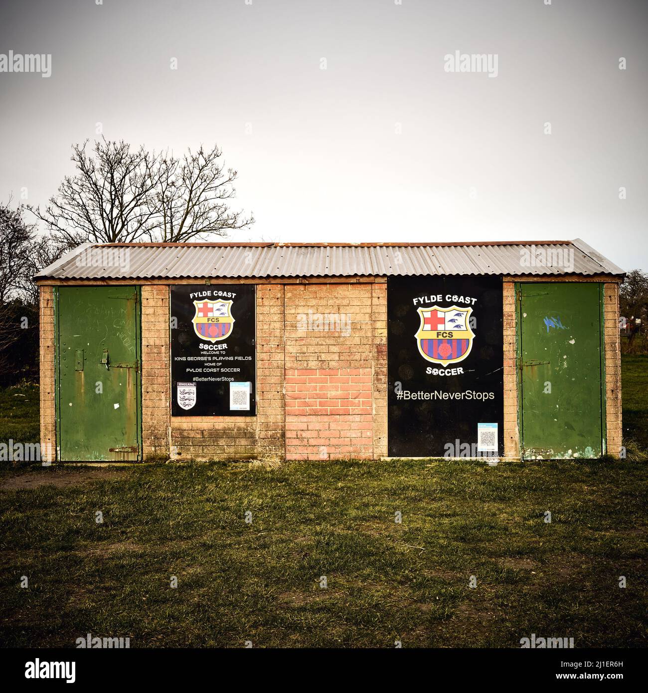 Changing room football england hi-res stock photography and images - Alamy