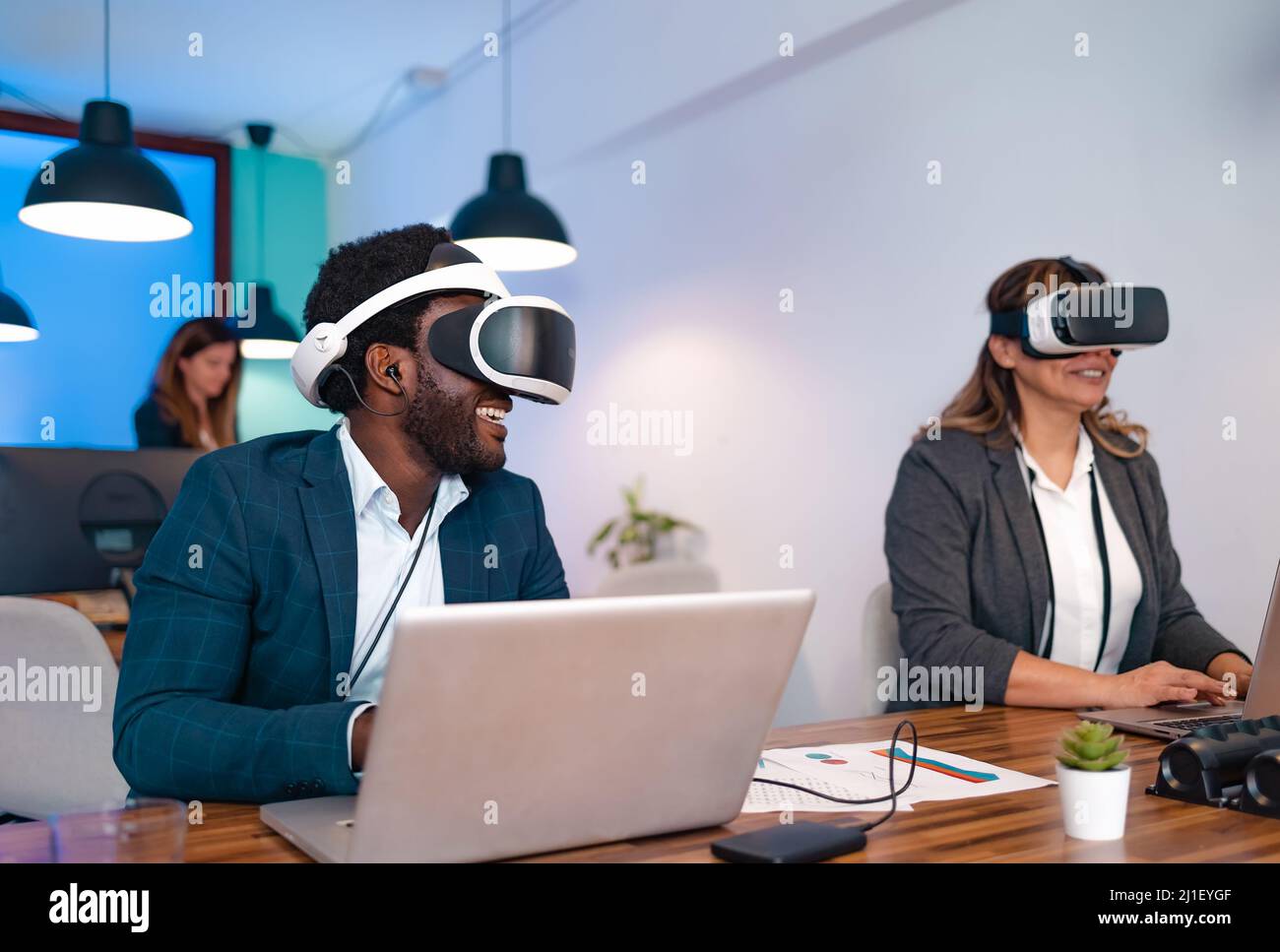 Future of work vr hi-res stock photography and images - Alamy