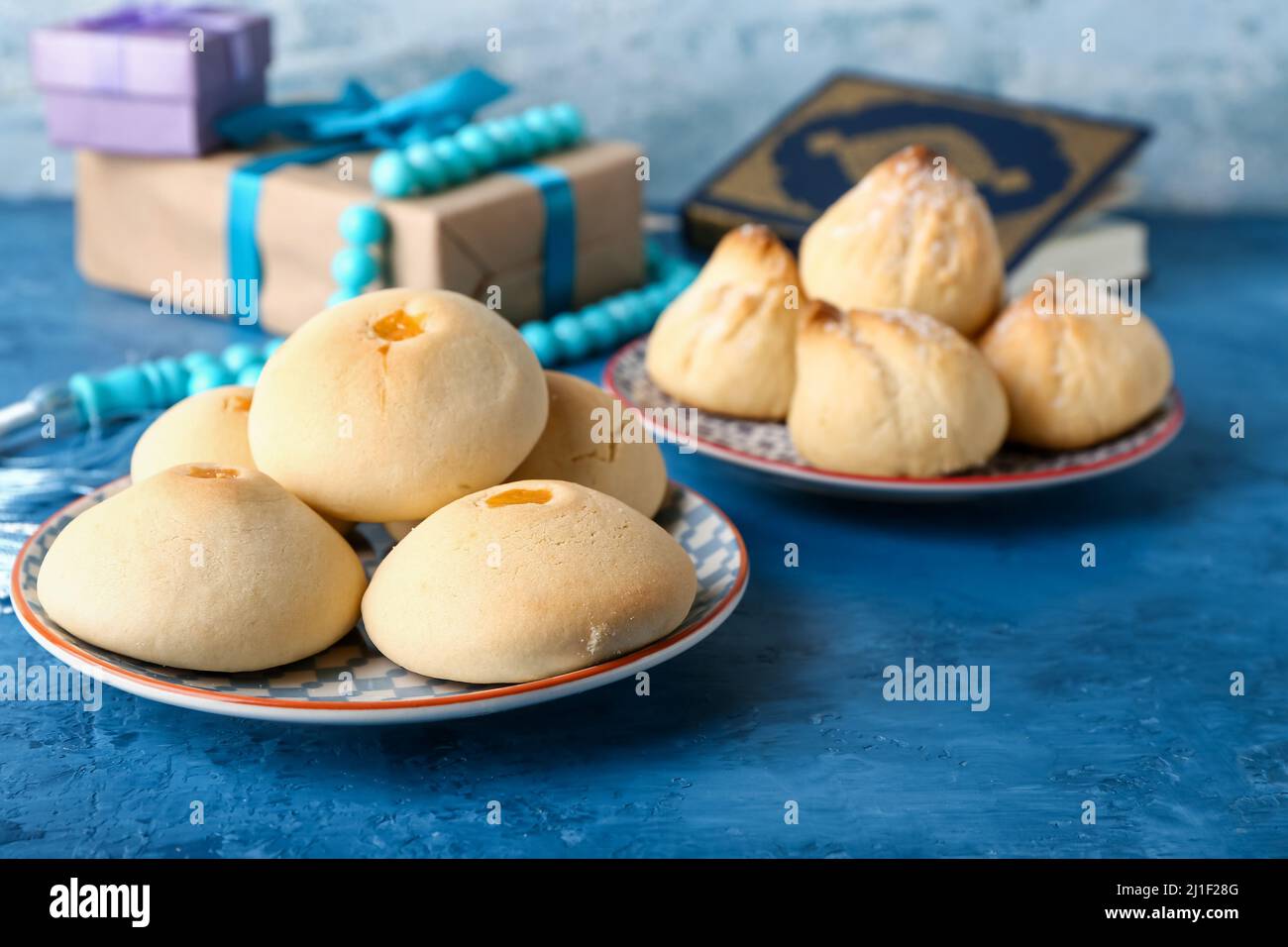 Traditional arabic maamoul cookies hi-res stock photography and images ...