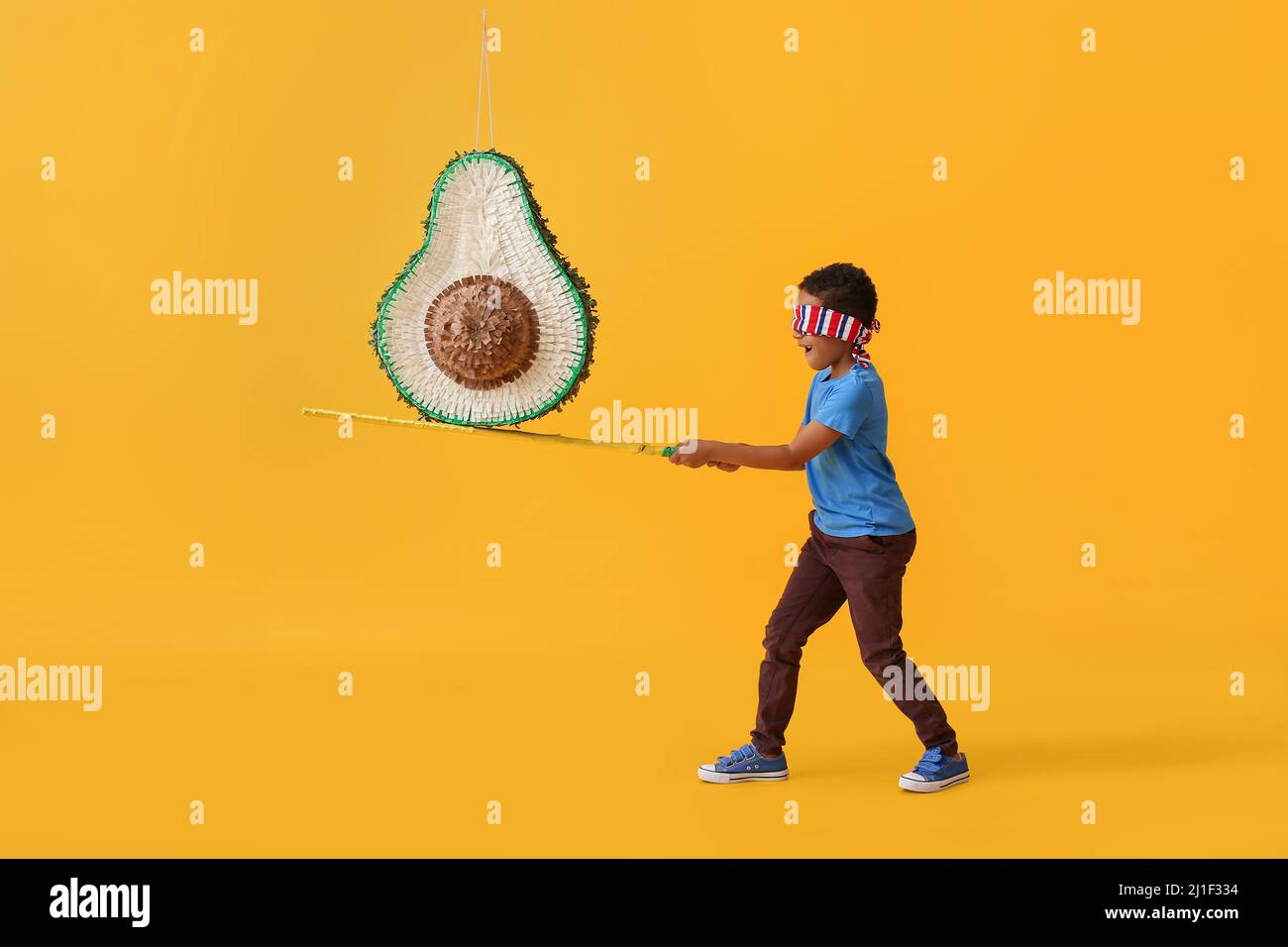 Pinata breaking hi-res stock photography and images - Alamy