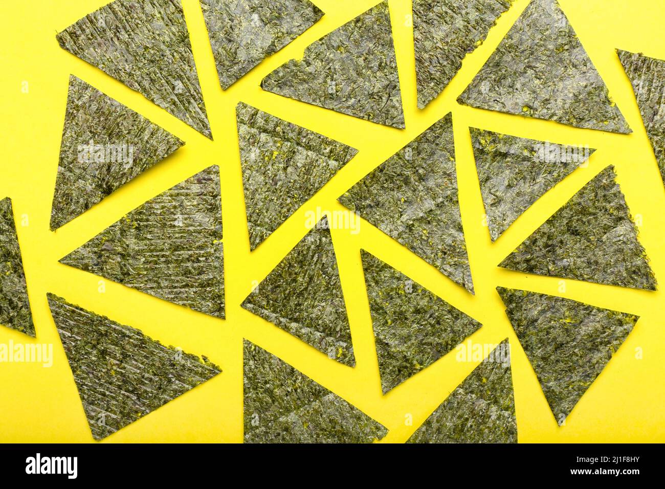 Crispy nori sheets chips hi-res stock photography and images - Alamy