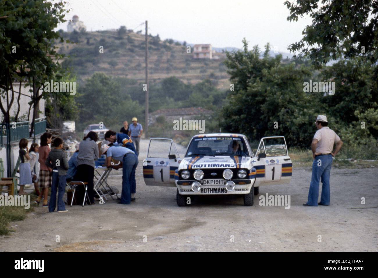 Ari Vatanen (FIN) David Richards (GBR) Ford Escort RS Gr4 Rothmans ...