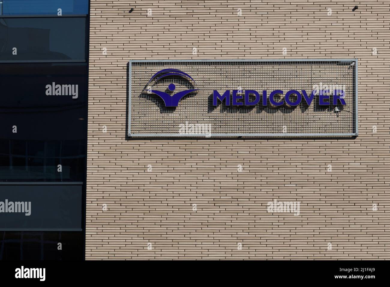 Medicover logo hi-res stock photography and images - Alamy