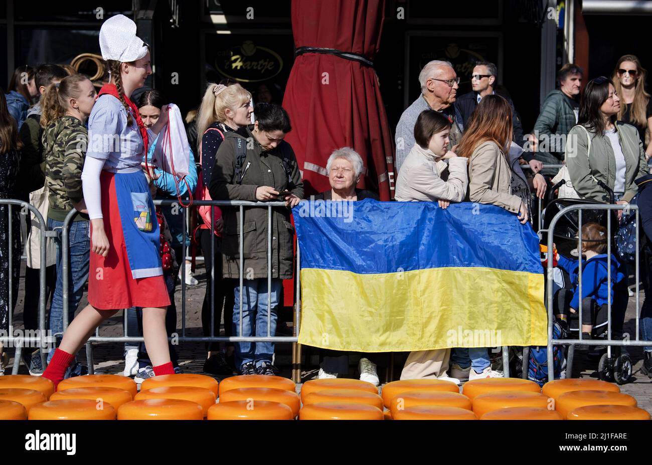 ALKMAAR - Oud-profvoetballer Evgeniy Levchenko en actrice Victoria ...