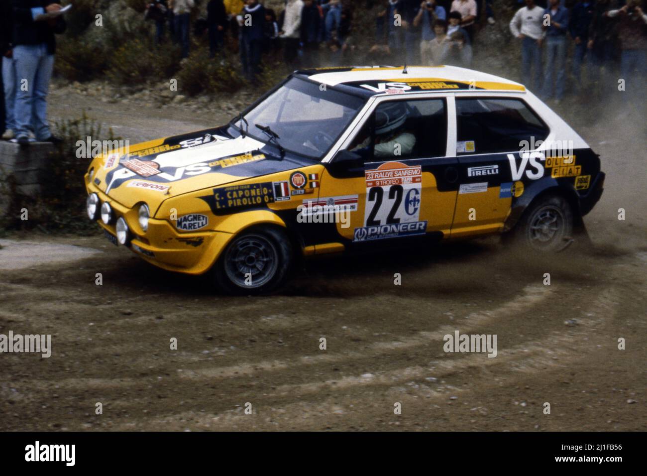 Carlo Capone (ITA) Luigi Pirollo (ITA) Fiat Ritmo 75 Abarth Gr2 VS Olio ...