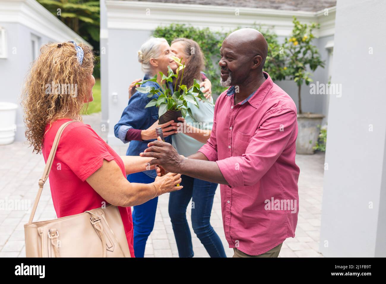 Welcoming man hi-res stock photography and images - Alamy